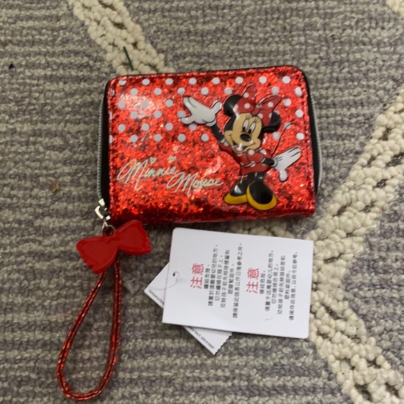 Disney | Bags | Nwts Minnie Mouse Wallet Disney Excellentcondition ...